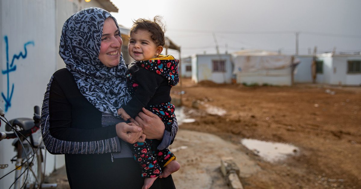 Helping children through supporting parents | War Child